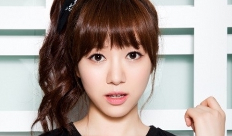 AOA 민아 부친상 '눈물'…"촬영 외 시간 항상 아버지 곁 지켜" | JTBC 뉴스