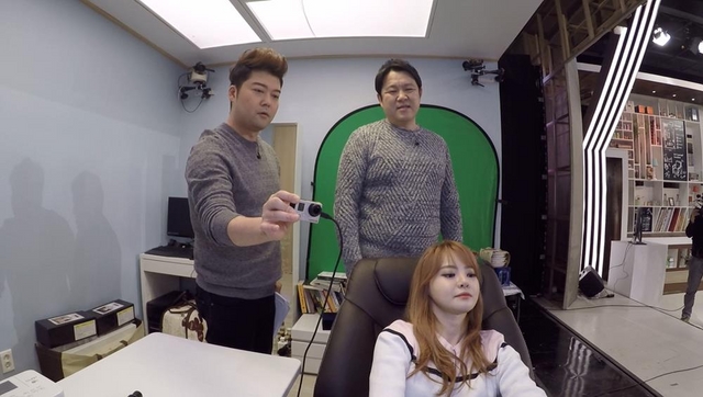 '헌집새집' 서유리 "게임 때문에 300만원짜리 컴퓨터 구입" | JTBC 뉴스