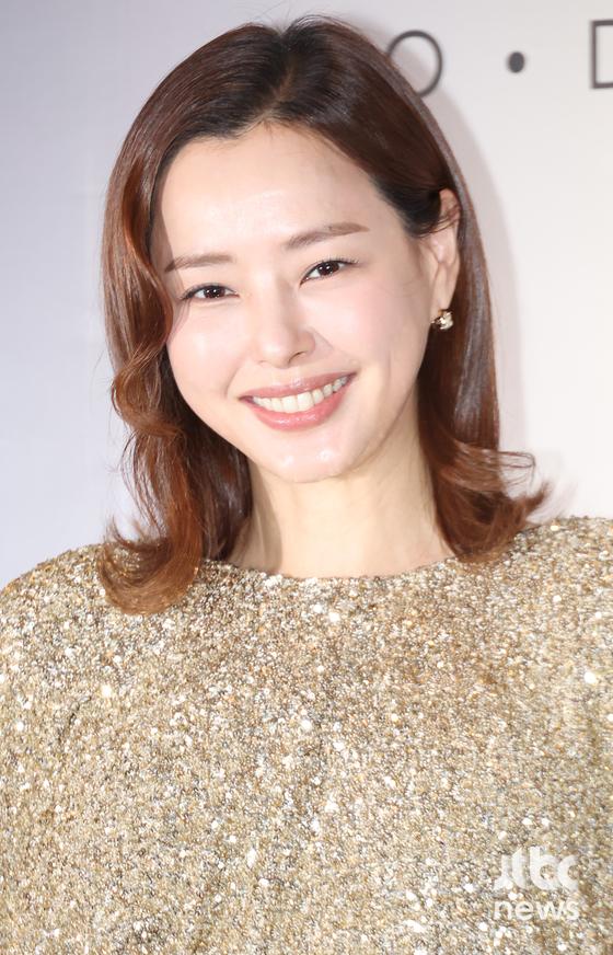 '60억 탈루·부동산 의혹' 이하늬, 내일(20일) 포토행사 불참 | JTBC 뉴스