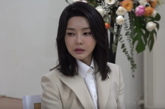 명태균 측 “김 여사, 김영선에 '김상민 도우면 장관ㆍ공기업 자리 주겠다' 해” | JTBC 뉴스