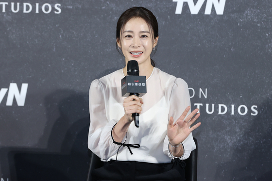 김태희 “남편 비, ‘할리우드 드라마 꼭 출연하라’며 지지”